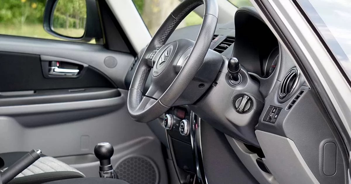 Maruti Suzuki Vitara Brezza - Design , Interior Price